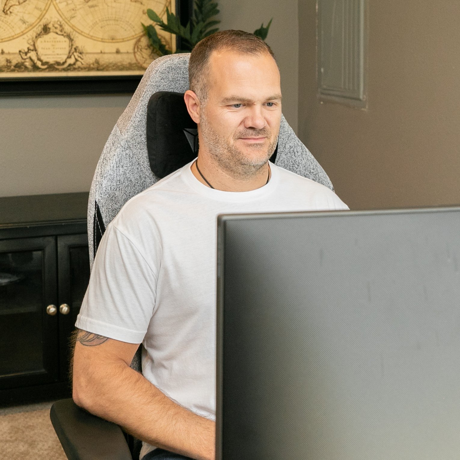 Portrait Shoot in Omaha, NE | Snappr