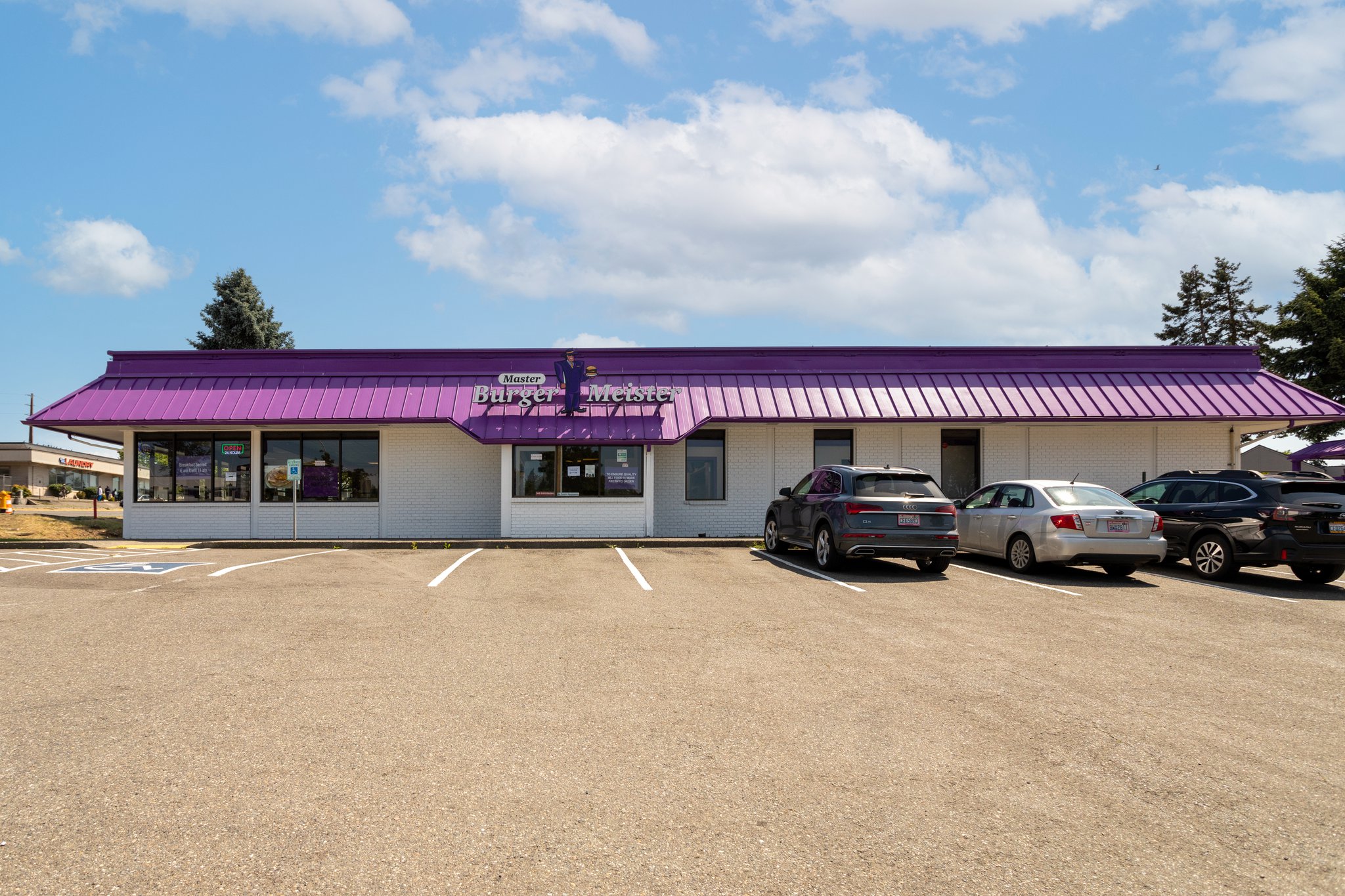 Master Burger Meister in Seattle, WA | Snappr